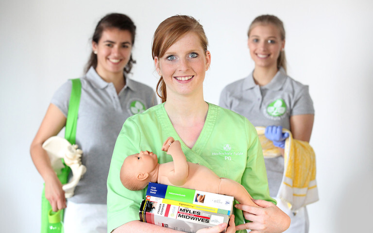 Erfolgreicher Berufseinstieg nach Bachelor in Hebammenkunde - MedMix